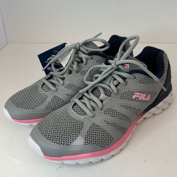 Fila | Shoes | Womans 95 Fila Brand New No Box No Rips Tears Smoke Free ...
